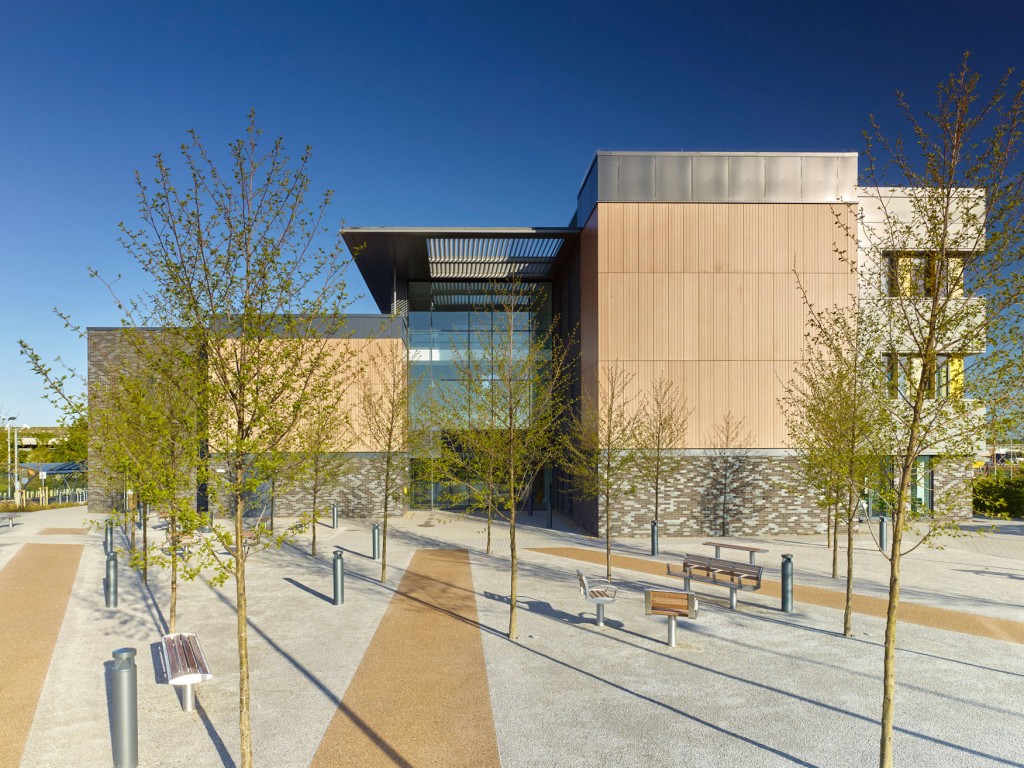 Riverside Offices Reach Completion - LSI Architects