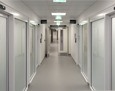 Guy's and St Thomas' Surgical Admissions Lounge - LSI Architects